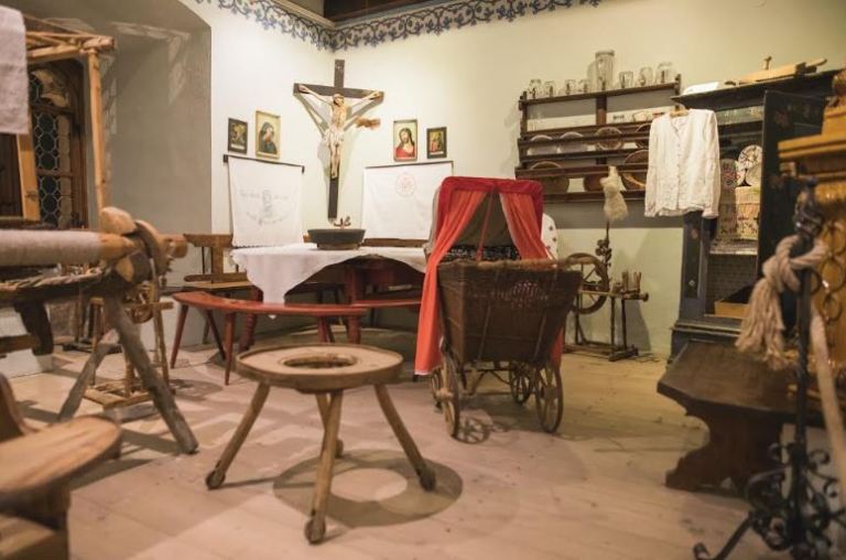 Dabbling in its Dark, Cruel Possibilities « Randolph Harris International